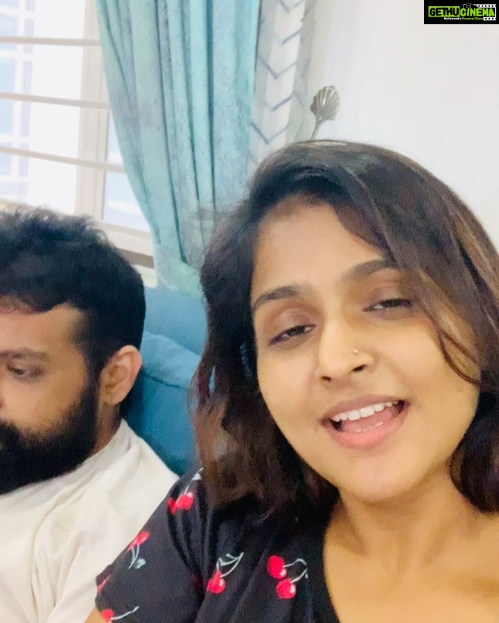 Remya Nambeesan Instagram – Guess the song 🎧!! impromptu #instagram # ...