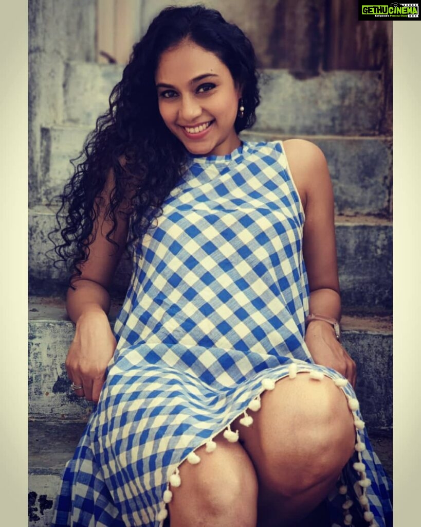 Actress Rupa Manjari HD Photos and Wallpapers October 2020 | Gethu Cinema