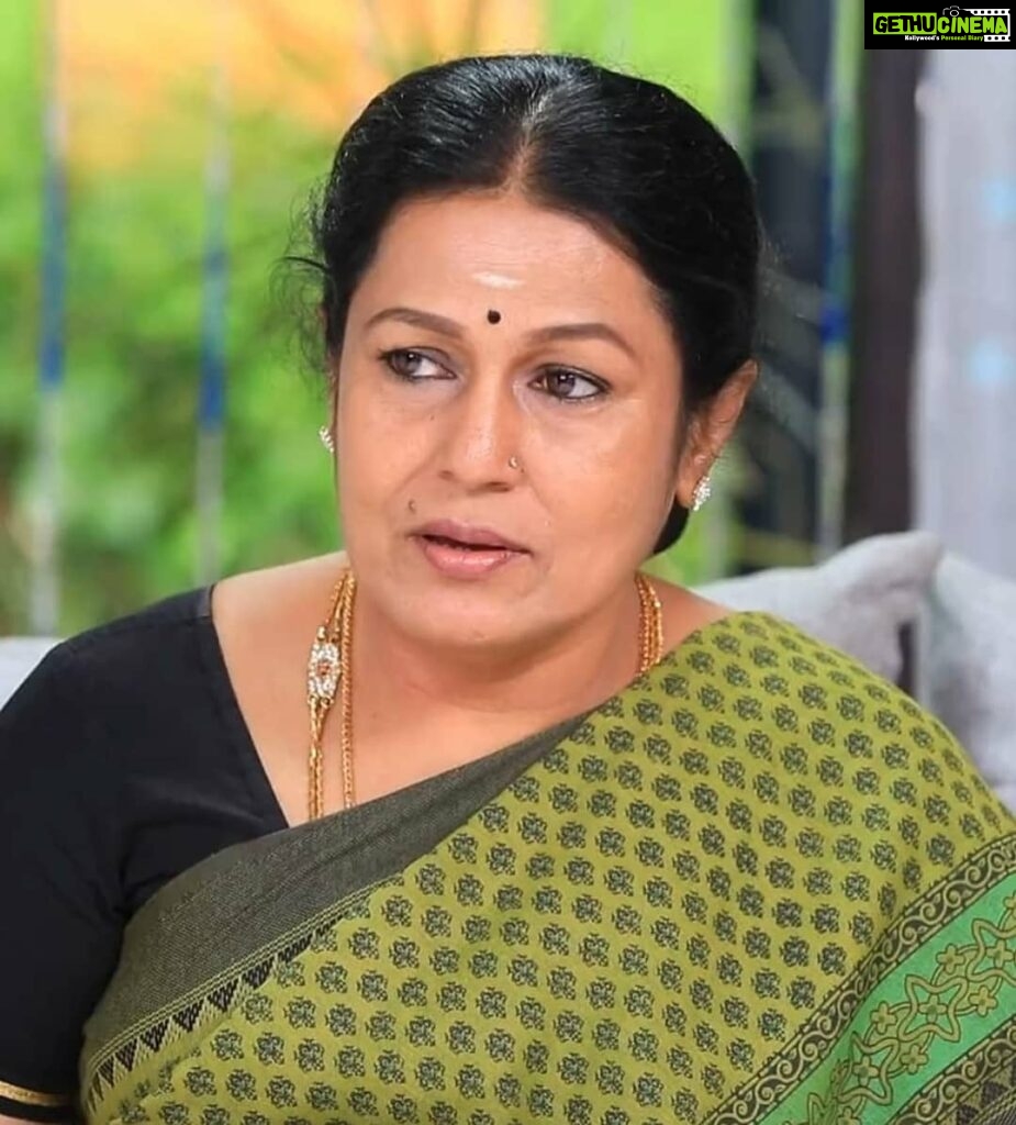 Actress Sabitha Anand HD Instagram Photos and Wallpapers June 2021 ...