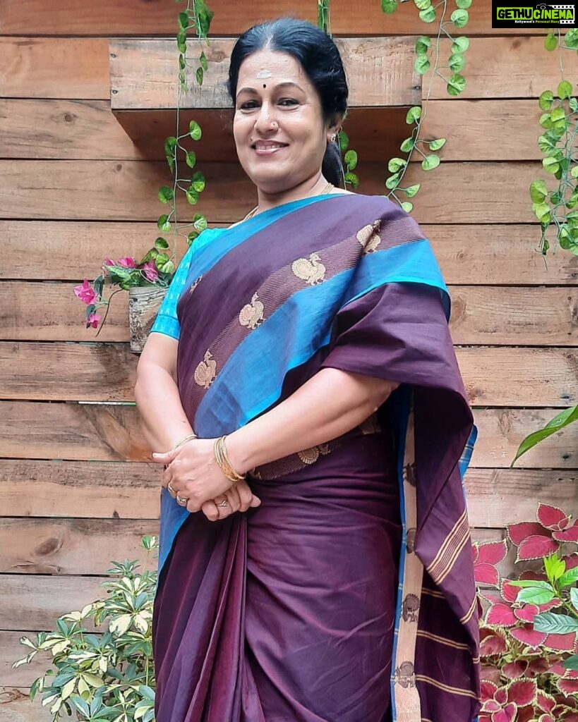 Actress Sabitha Anand HD Photos and Wallpapers June 2021 | Gethu Cinema