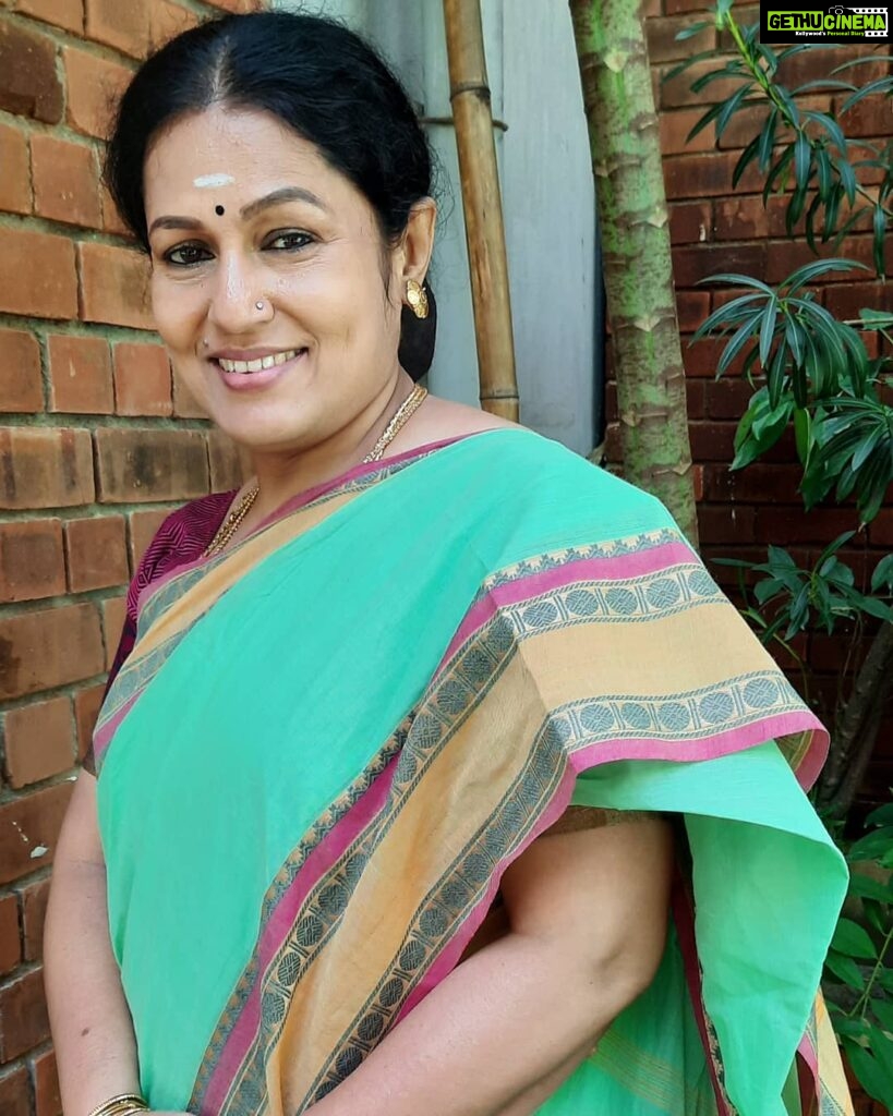 Actress Sabitha Anand HD Photos and Wallpapers March 2022 | Gethu Cinema