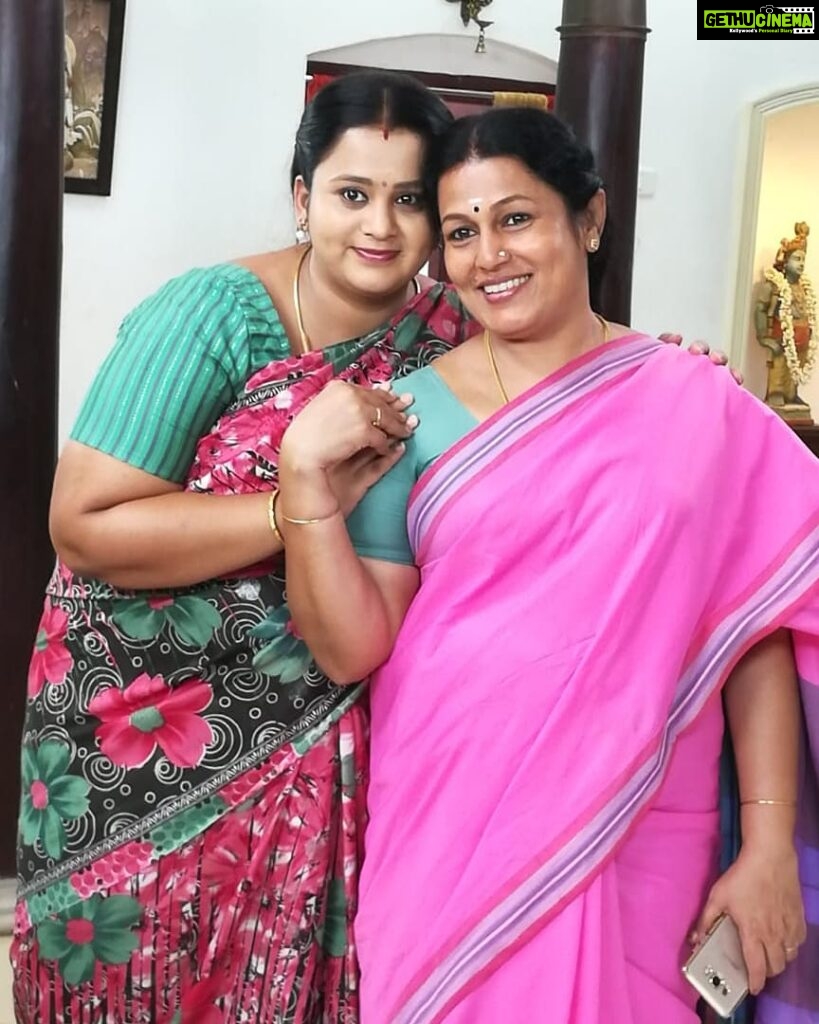 Actress Sabitha Anand HD Photos and Wallpapers August 2021 | Gethu Cinema