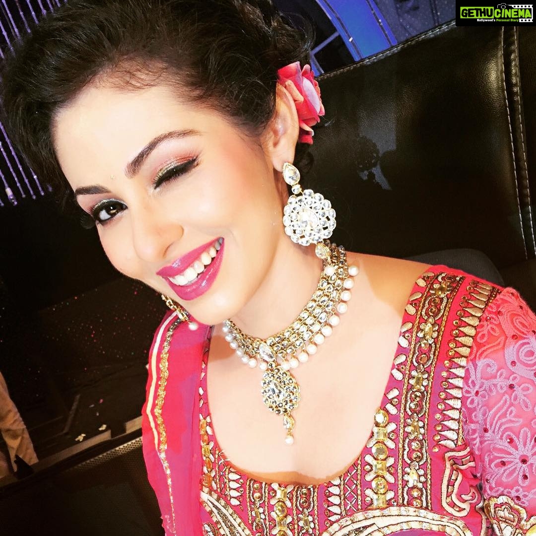 Sadha Instagram – 😉 | Gethu Cinema