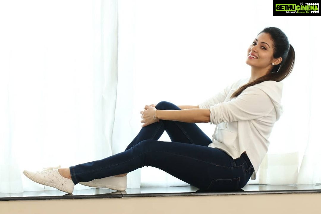 Sadha Instagram – Thank you all for your love & support! It really ...