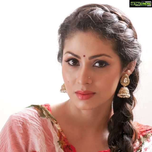 Sadha Instagram – Few more!! 😊😊😊 Photography: @media9manoj | Gethu Cinema