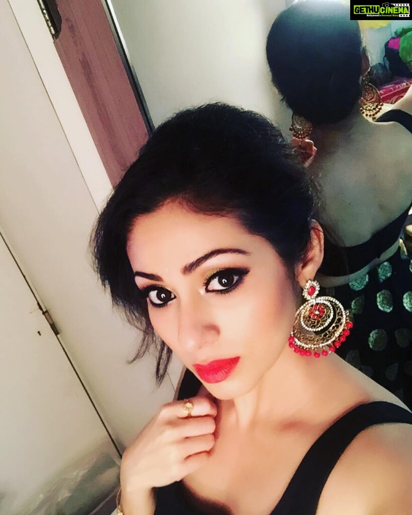 Actress Sadha HD Instagram Photos and Wallpapers January 2017 | Gethu ...