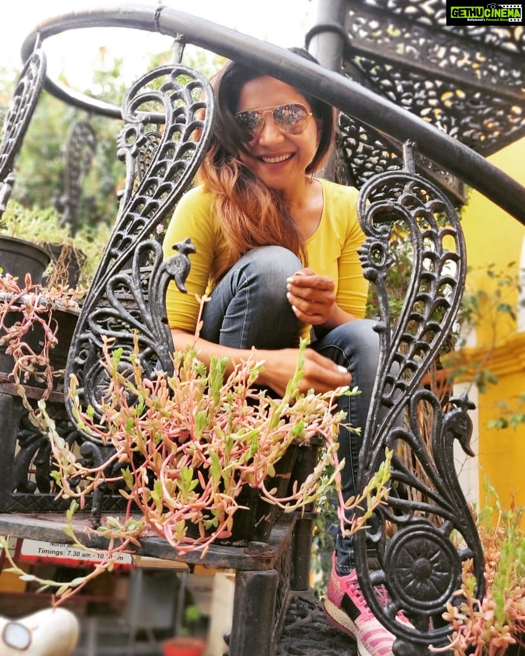 Sakshi Agarwal Instagram – ‪Be someone’s sunshine when their skies are ...