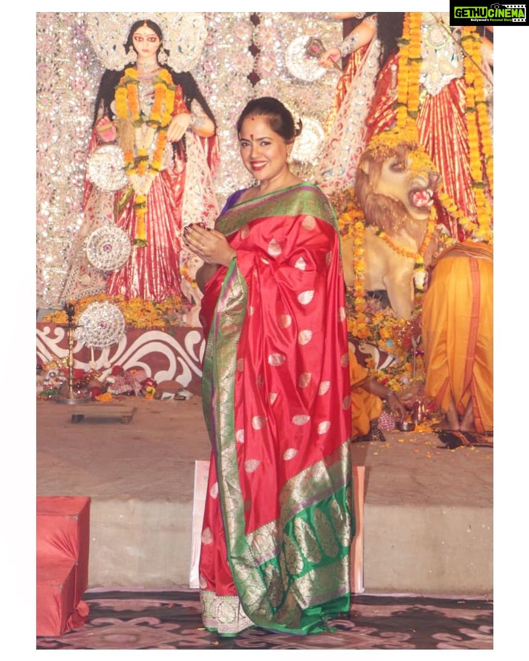 Sameera Reddy Instagram – Happy Dussehra! Praying for A healthy mind ...