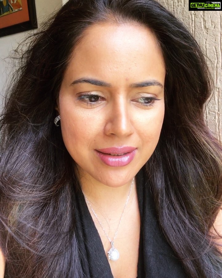 Sameera Reddy Instagram – Thank you for the love ️🙂🙏🏻 | Gethu Cinema