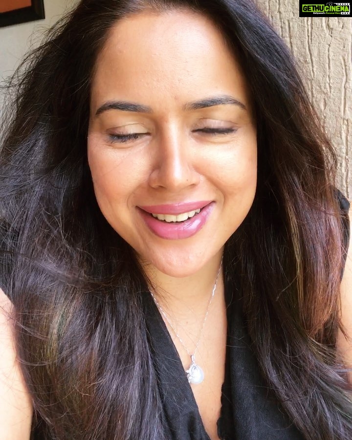 Sameera Reddy Instagram Thank You For The Love ๏ธ๐๐๐ป Gethu Cinema