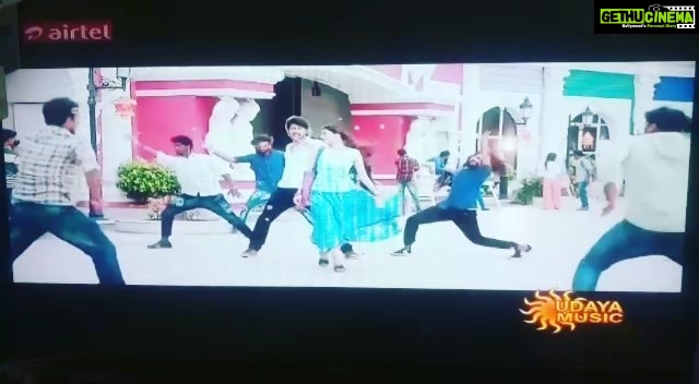 Sanam Shetty Instagram – The songs r on air 😀 Tnx to everyone for the ...