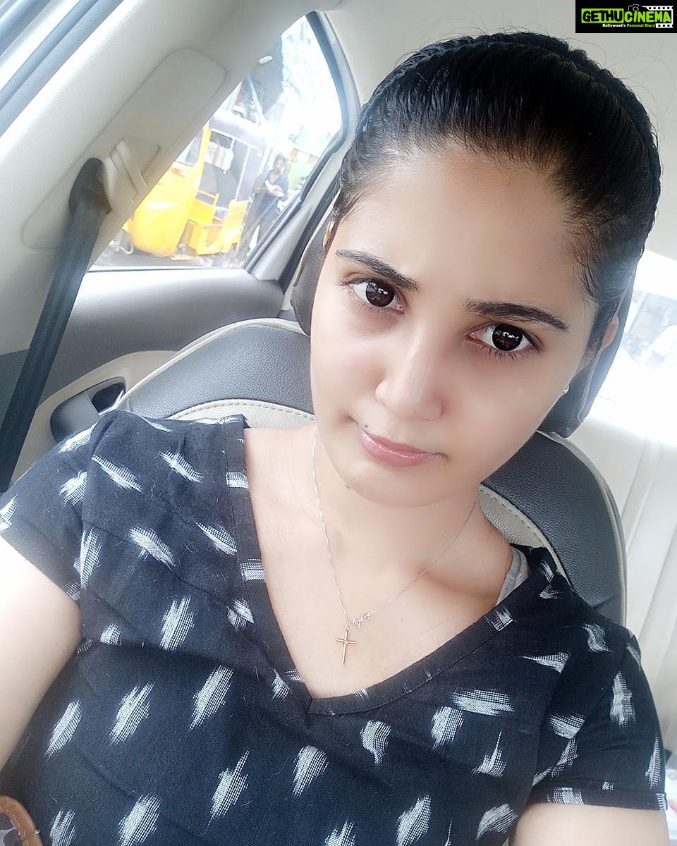 Actress Sandra Amy HD Instagram Photos and Wallpapers July 2017 | Gethu ...