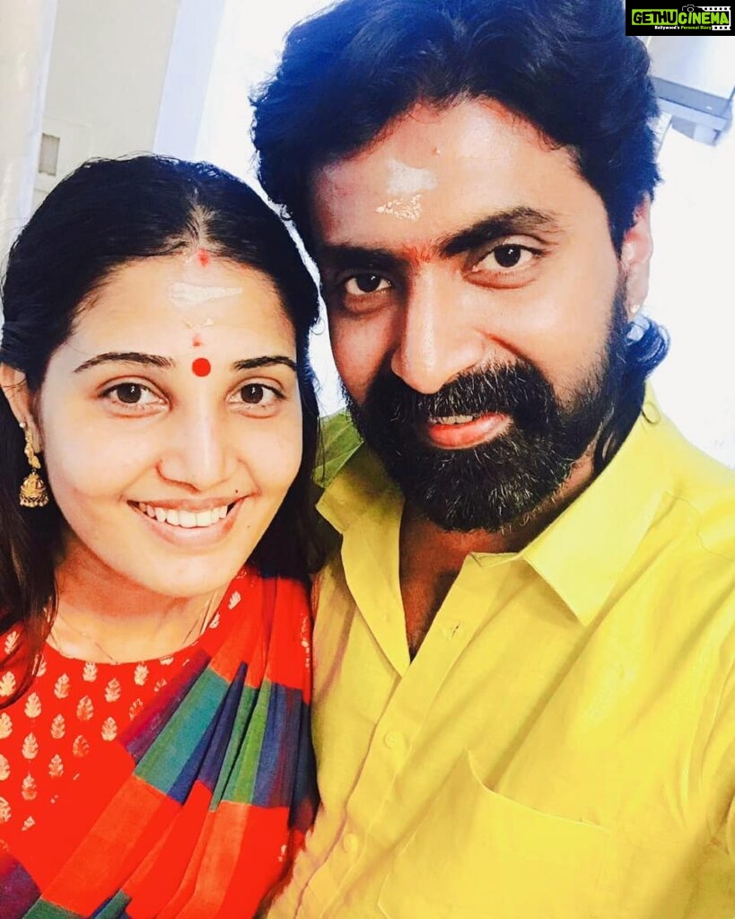 Actress Sandra Amy HD Photos and Wallpapers May 2019 - Gethu Cinema
