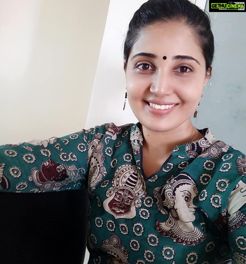 Sandra Amy Instagram – | Gethu Cinema