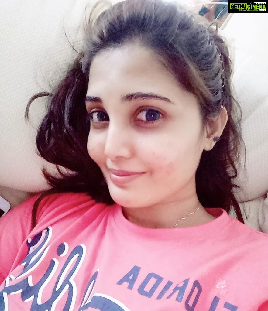 Actress Sandra Amy HD Instagram Photos and Wallpapers July 2018 | Gethu ...