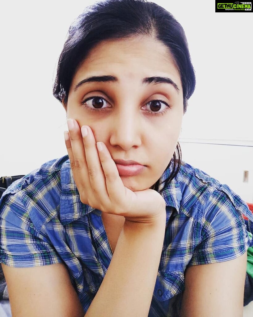 Actress Sandra Amy HD Instagram Photos and Wallpapers April 2018 ...