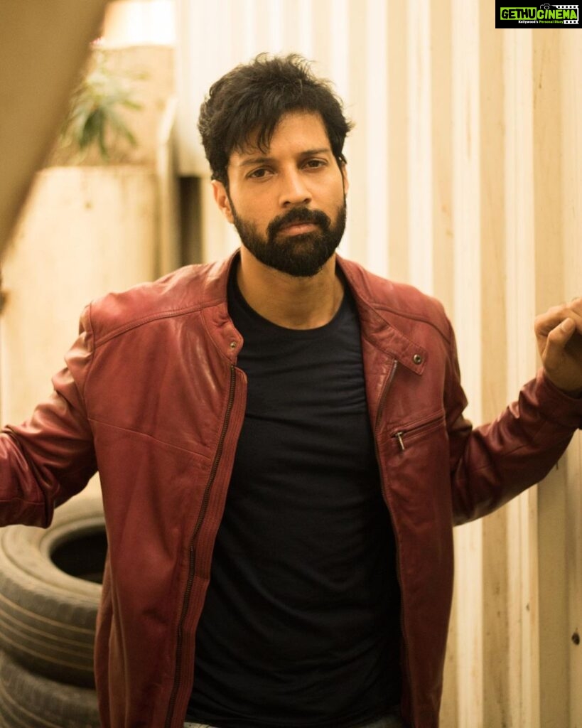 Actor Santhosh Prathap HD Instagram Photos and Wallpapers June 2021 ...