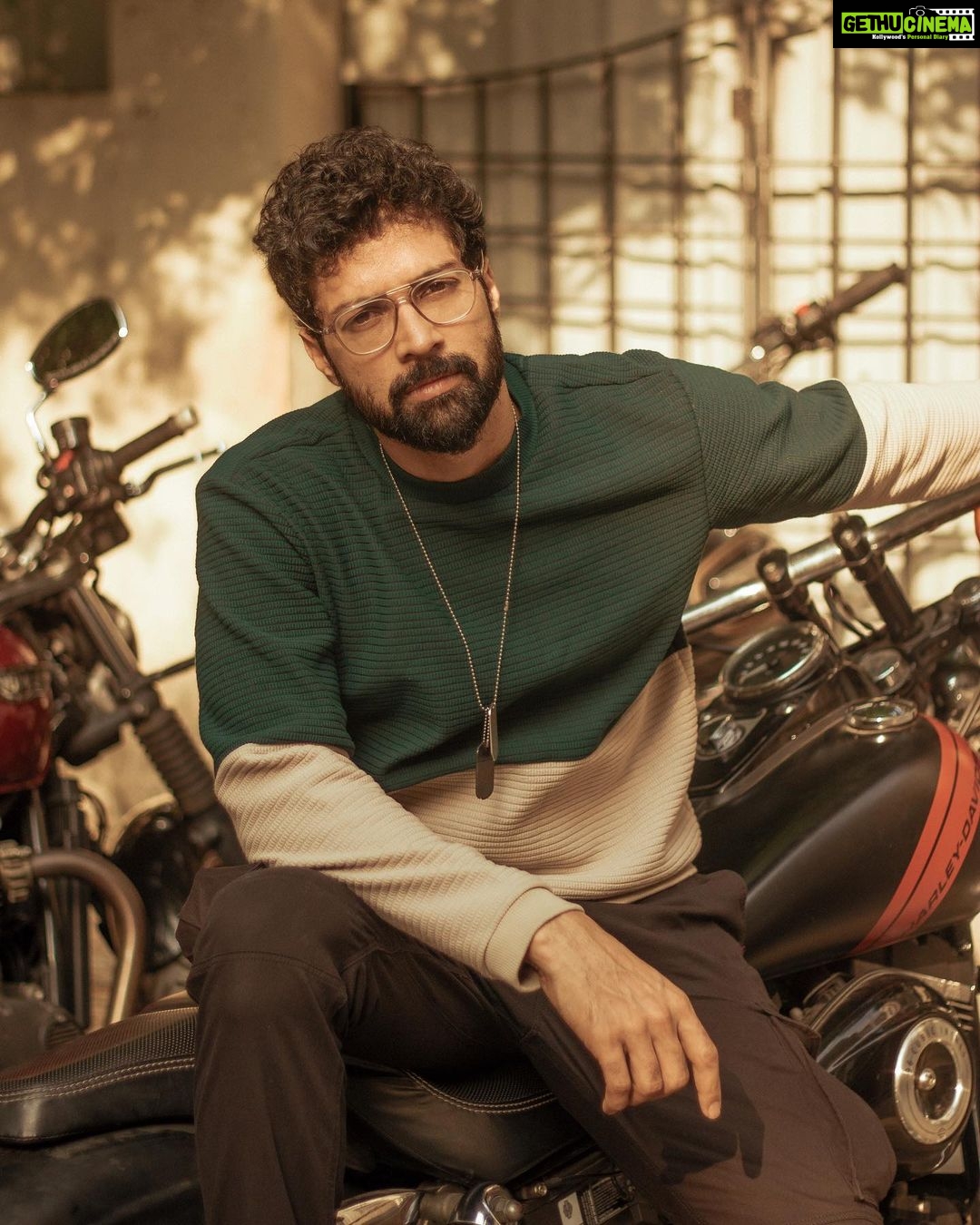 Santhosh Prathap Instagram – – The voice inside your head is not who ...