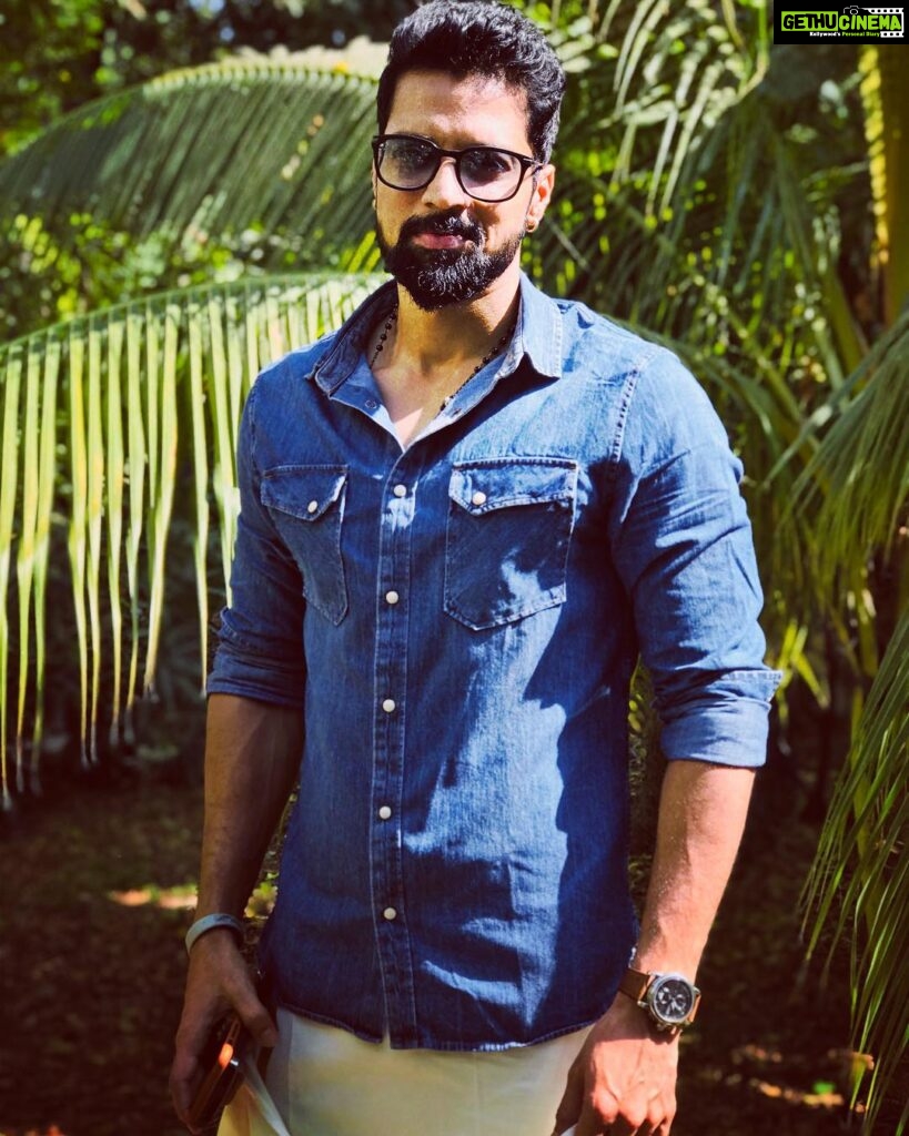 Actor Santhosh Prathap HD Photos and Wallpapers February 2018 - Gethu ...