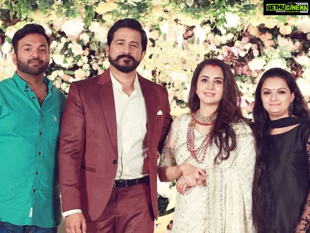 Saranya Mohan Instagram – My Birthday girls🥰 My baby girl Poorni and my ...