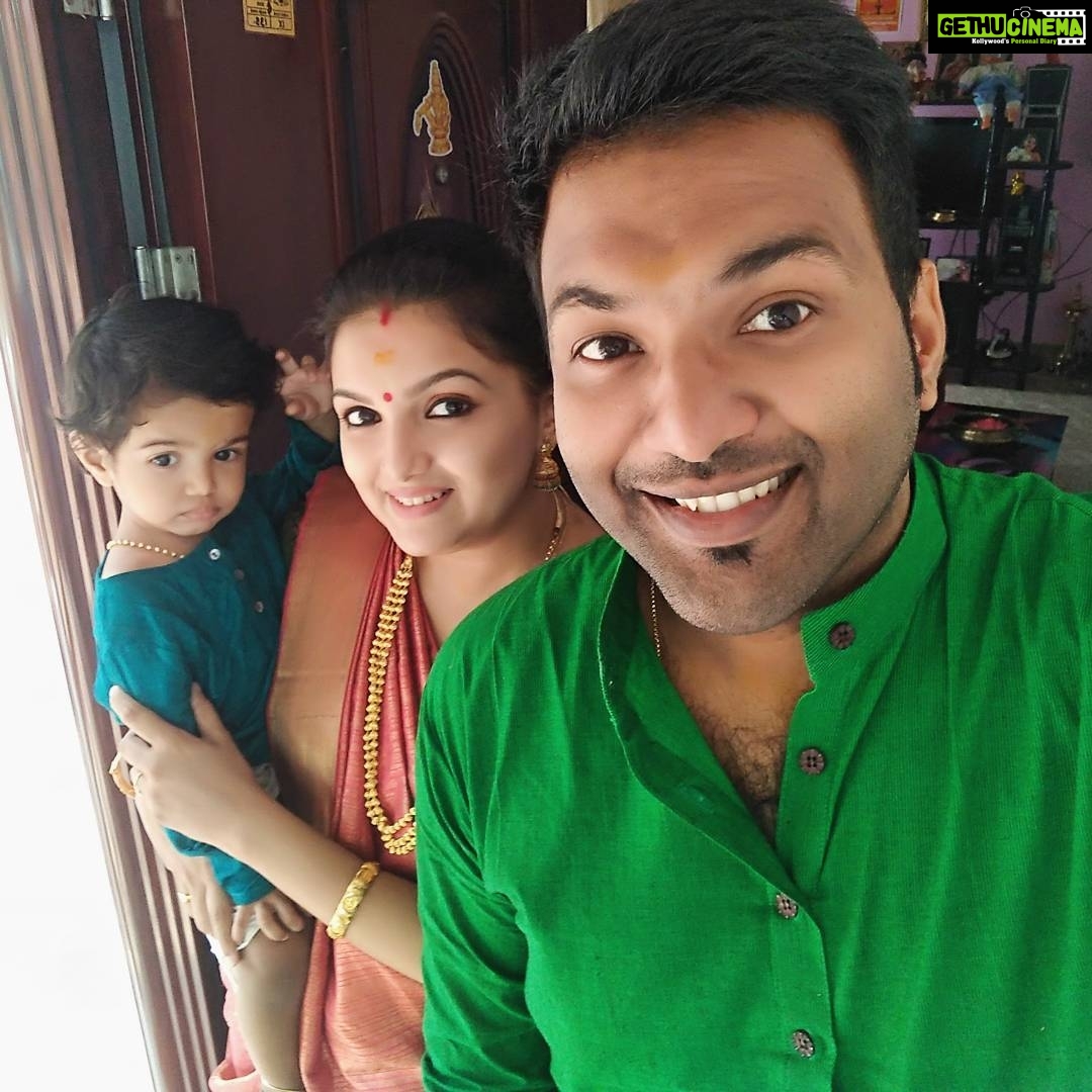Saranya Mohan Instagram – Us :) | Gethu Cinema