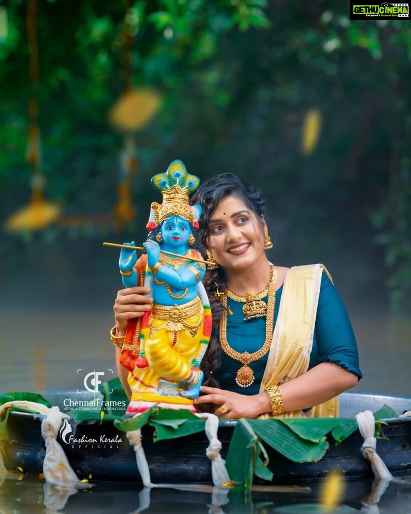 Actress Sarayu Mohan HD Photos and Wallpapers April 2021 - Gethu Cinema