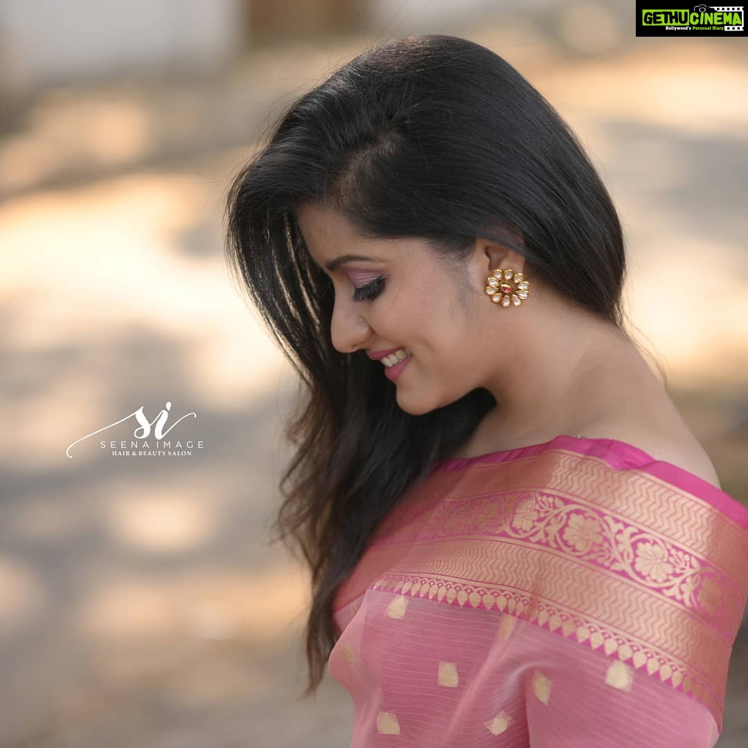 Sarayu Mohan Instagram – Close! Makeup :- @makeup_seena_image @seena ...