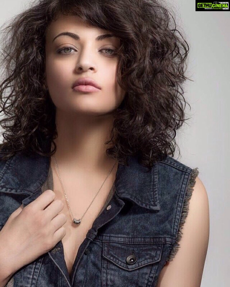 Sneha Ullal Instagram – Why so snooty? | Gethu Cinema