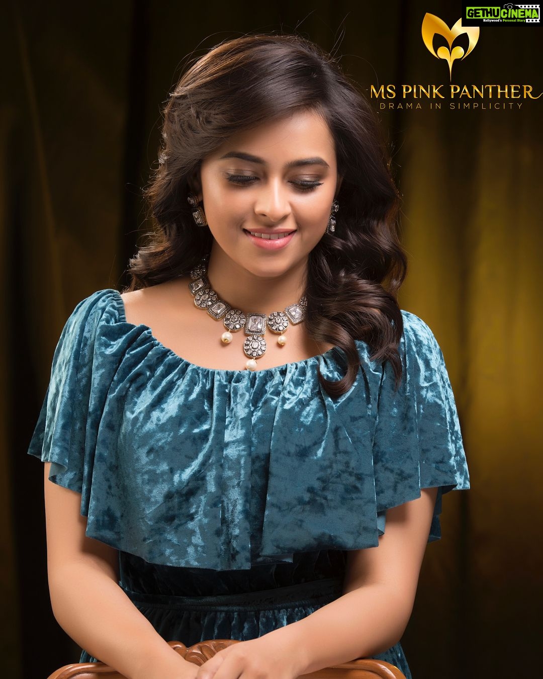 Sri Divya Instagram – Wearing a beautiful piece of jewelry makes you ...