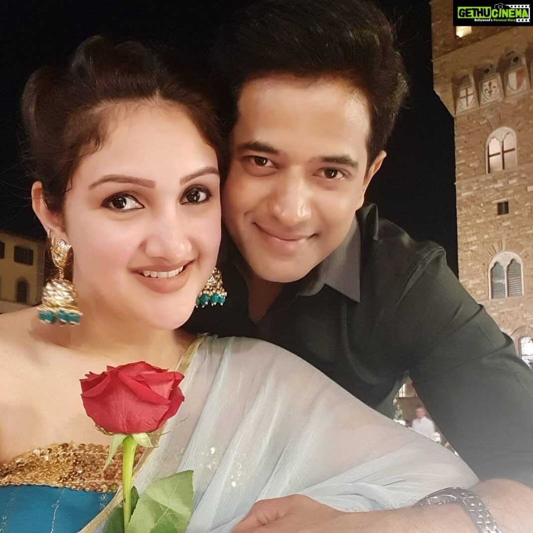 Sridevi Vijaykumar Instagram – Happyyyyy birthdayyyyyy RAHUL 🎂🥳😍😘LOVE YOU #hubbybirthday# ...