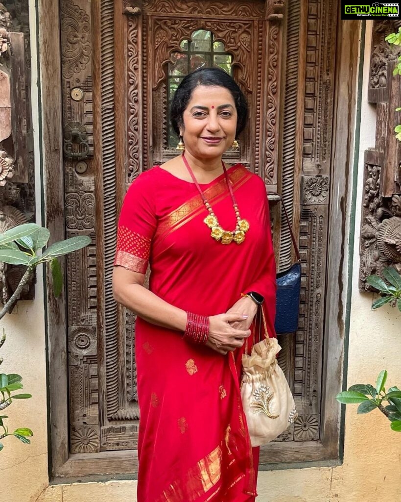Actress Suhasini Maniratnam HD Photos and Wallpapers December 2021 ...