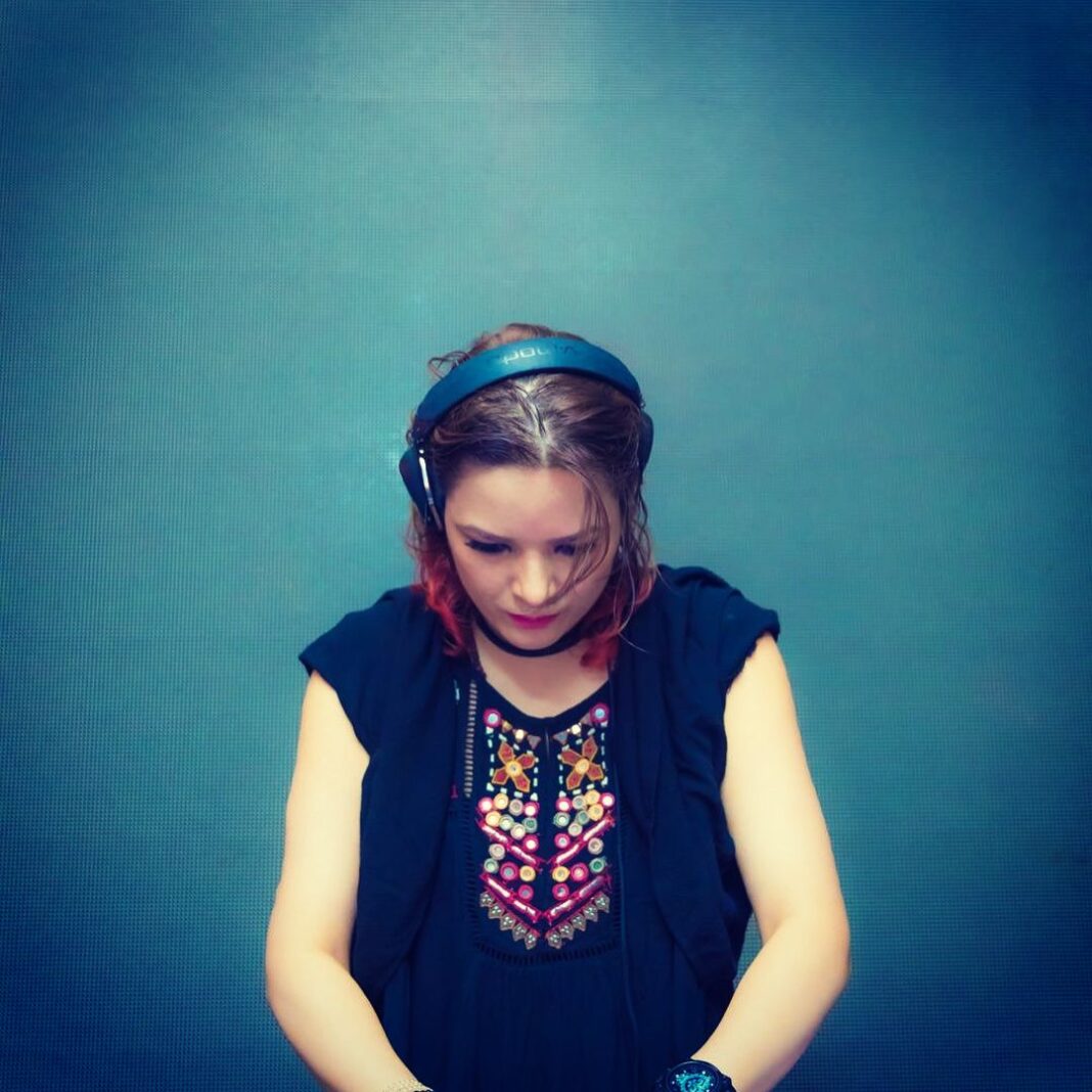 Udita Goswami Instagram – This is how you look when you love your job ...