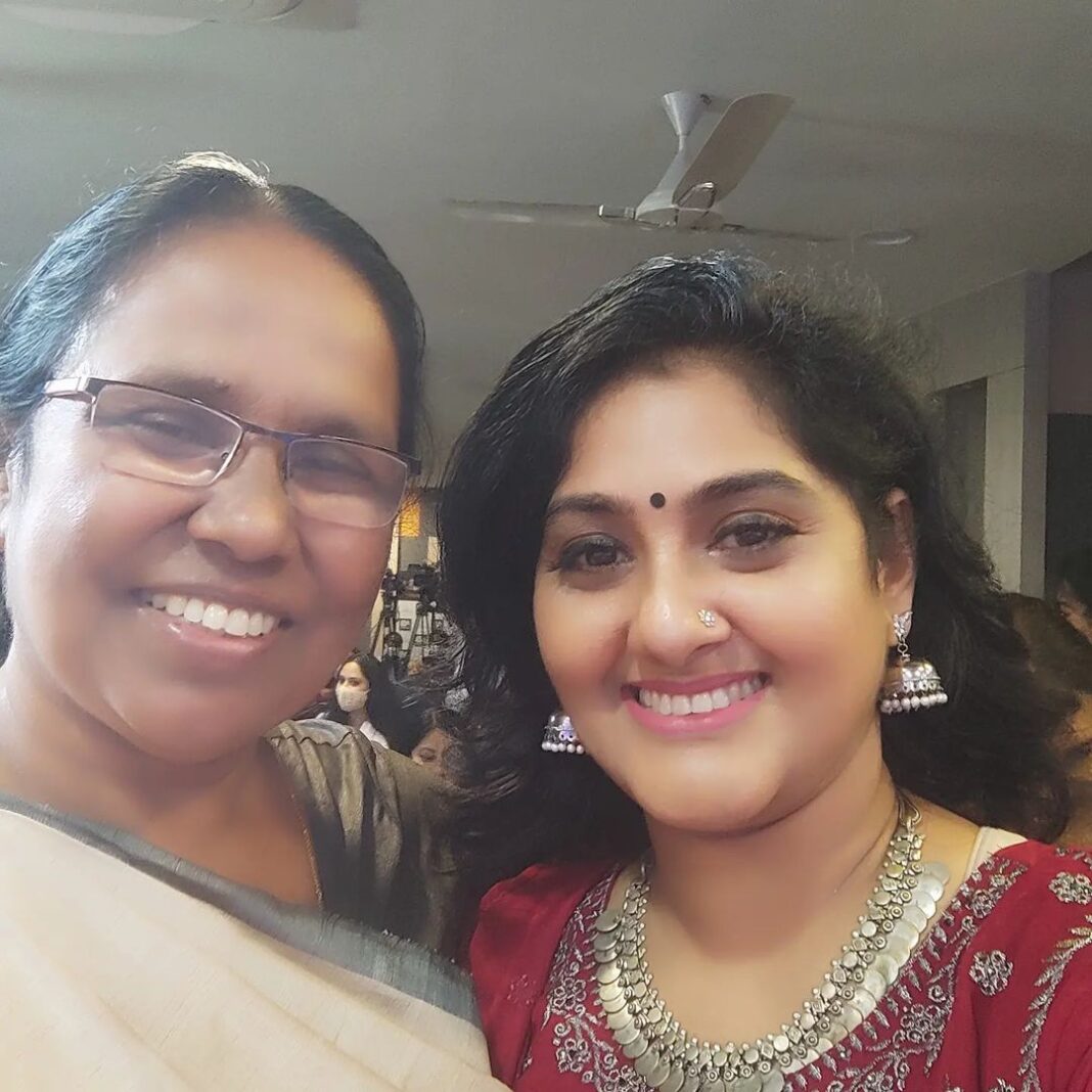 Actress Anju Aravind HD Instagram Photos and Wallpapers March 2022 ...