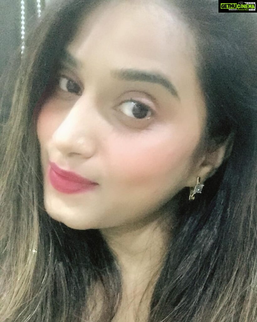 Actress Dimple Chopade HD Photos and Wallpapers May 2022 - Gethu Cinema