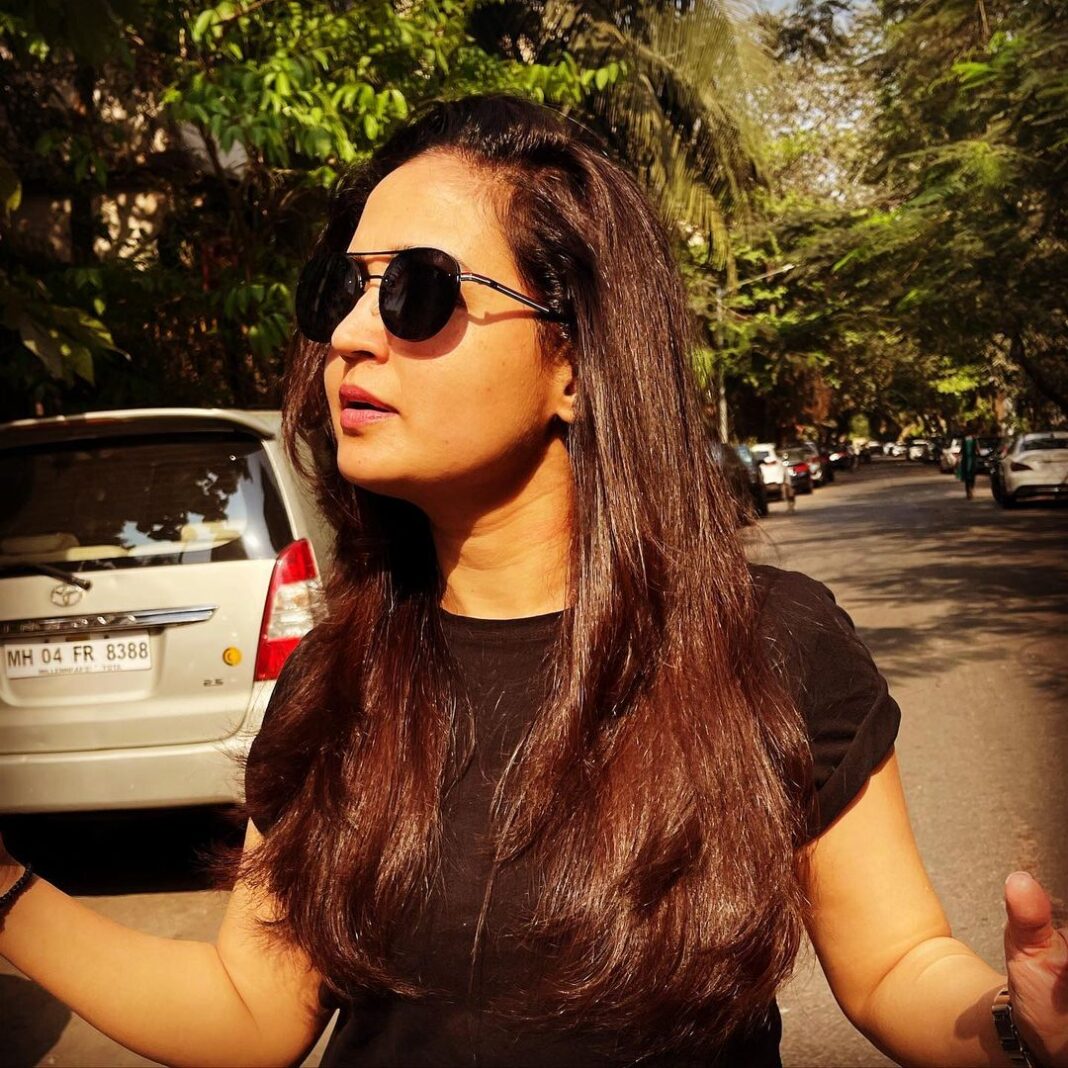 Actress Gajala HD Photos and Wallpapers May 2022 - Gethu Cinema