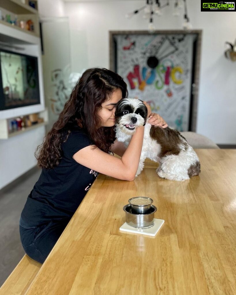 Keerthy Suresh Instagram - ' A smile before the storm ' Meet Adv.Ebin ...