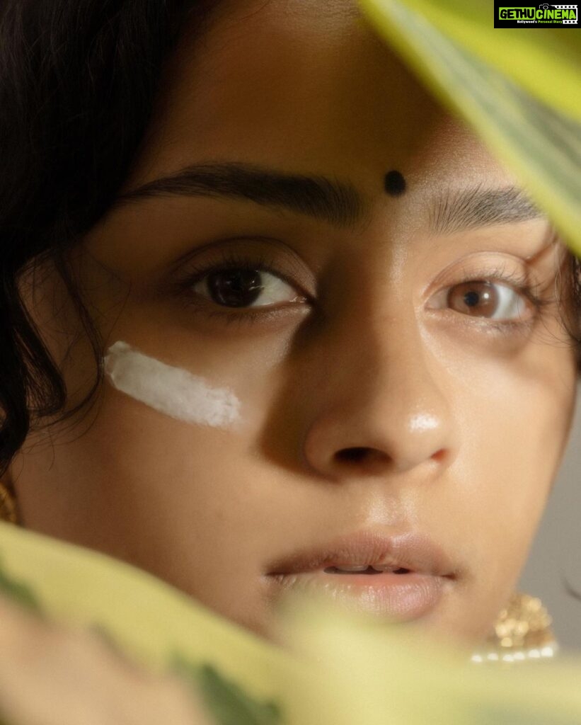 Singer Pragathi Guruprasad HD Instagram Photos and Wallpapers March ...