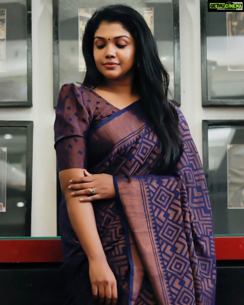 Actress Riythvika HD Instagram Photos and Wallpapers April 2022 | Gethu ...