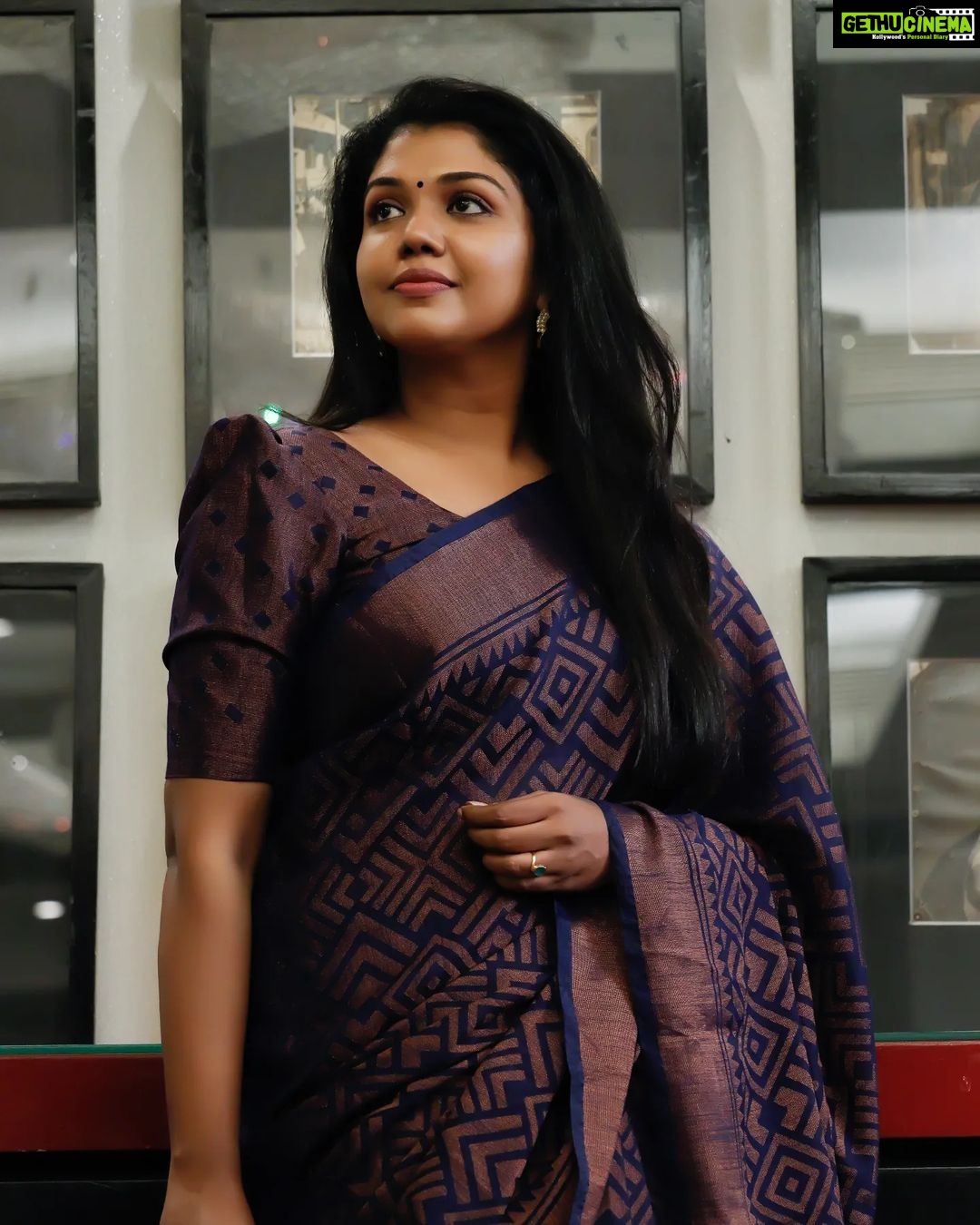 Actress Riythvika HD Instagram Photos and Wallpapers April 2022 | Gethu ...