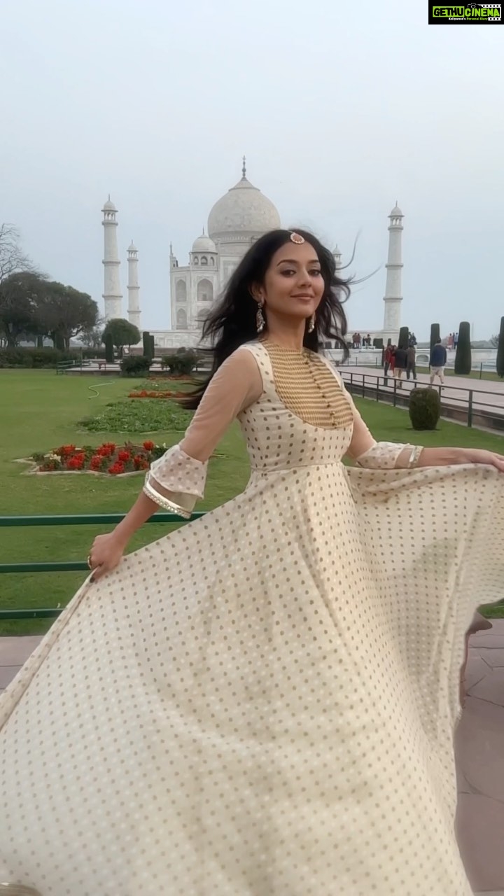 Actress Vidhya HD Instagram Photos and Wallpapers April 2022 | Gethu Cinema