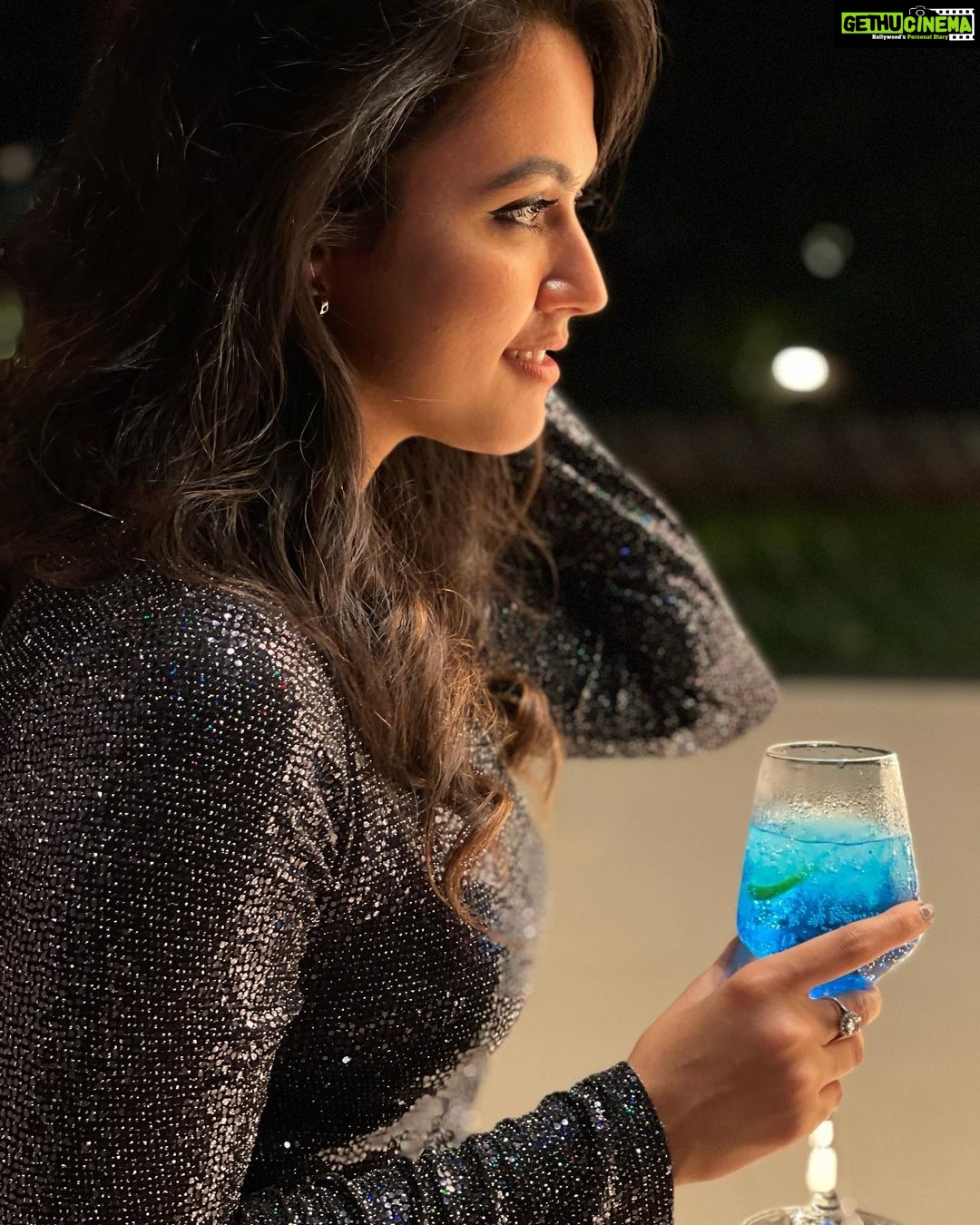 Actress Aparna Das HD Photos and Wallpapers March 2022 - Gethu Cinema