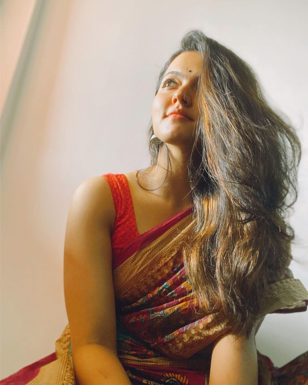 Actress Aparna Das HD Photos and Wallpapers July 2021 - Gethu Cinema