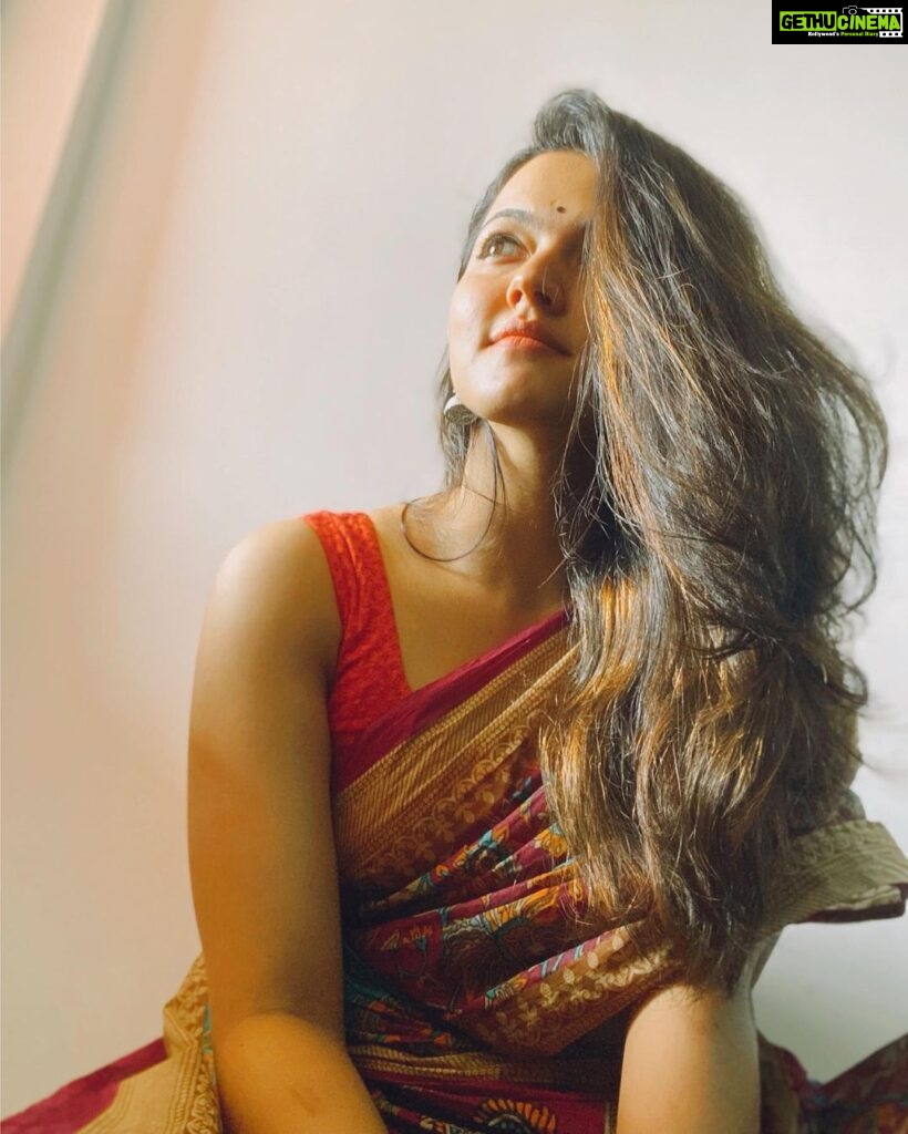 Actress Aparna Das HD Instagram Photos and Wallpapers July 2021 | Gethu ...