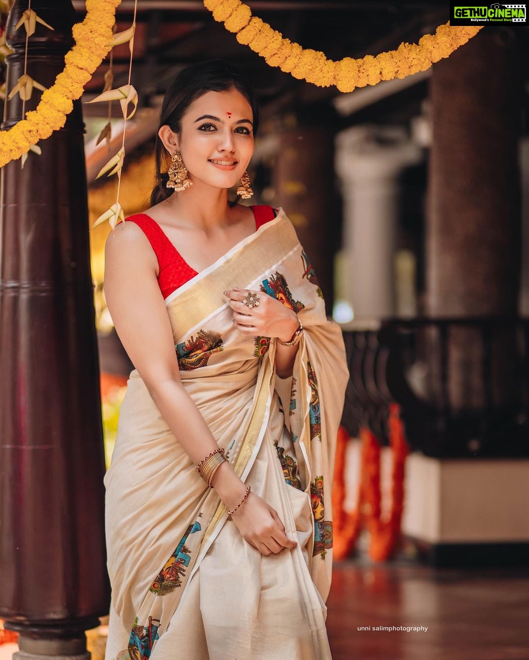 Actress Aparna Das HD Instagram Photos and Wallpapers February 2021 ...