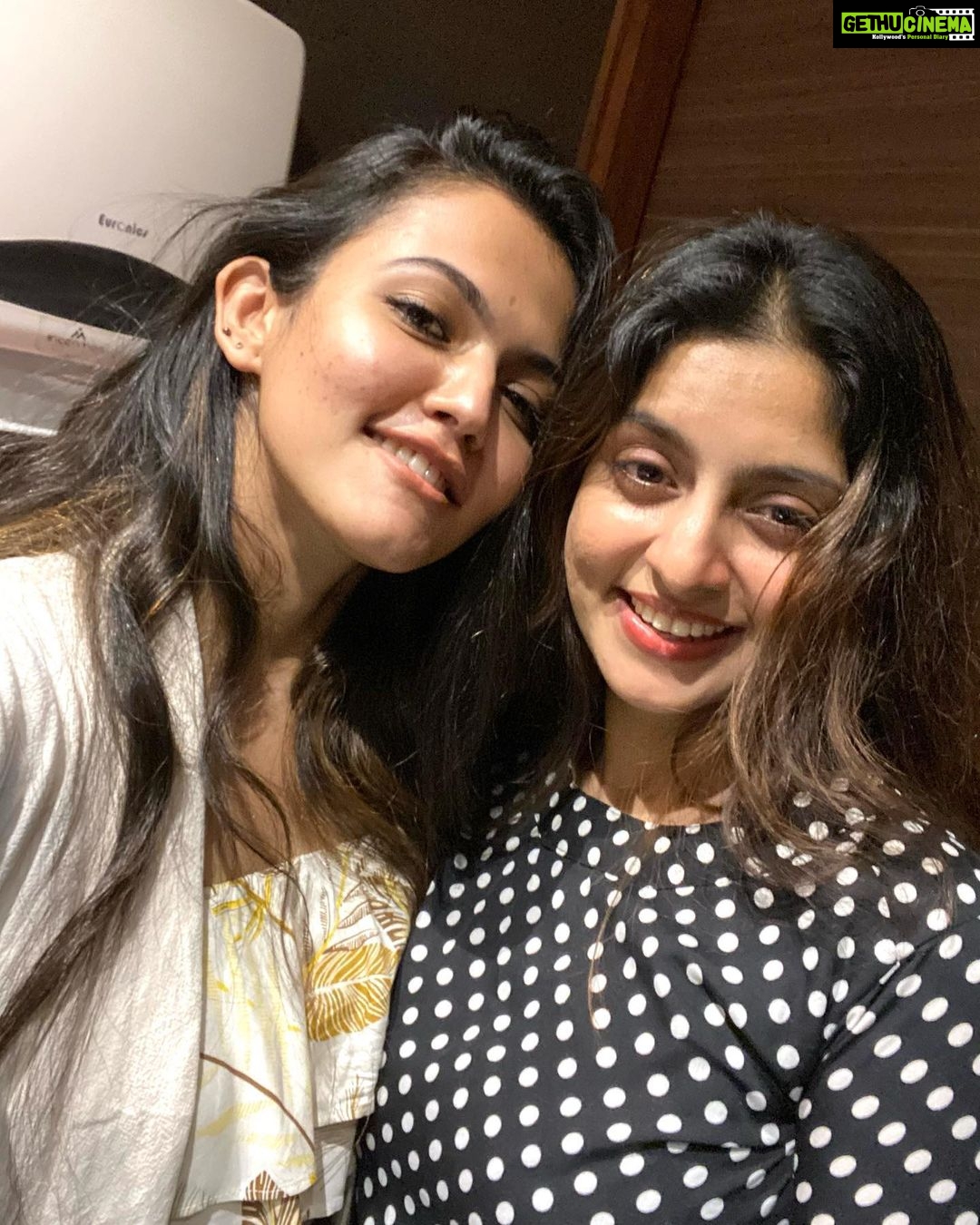 Actress Aparna Das HD Photos and Wallpapers November 2020 - Gethu Cinema