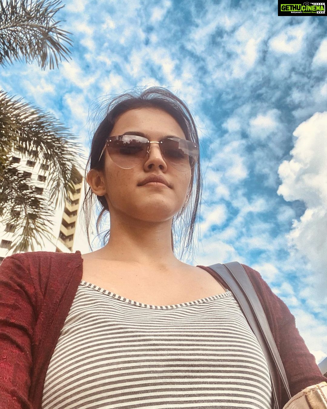 Aparna Das Instagram – Coz the sky looked soo good 😍 | Gethu Cinema