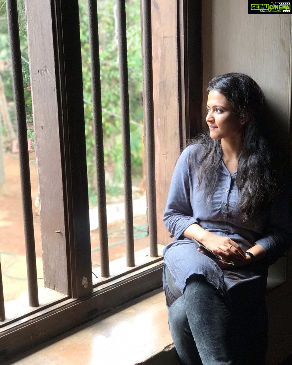 Actress Aparna Das HD Instagram Photos and Wallpapers May 2019 | Gethu ...