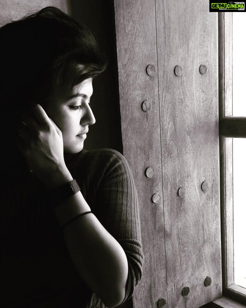 Actress Aparna Das HD Instagram Photos and Wallpapers April 2022 ...