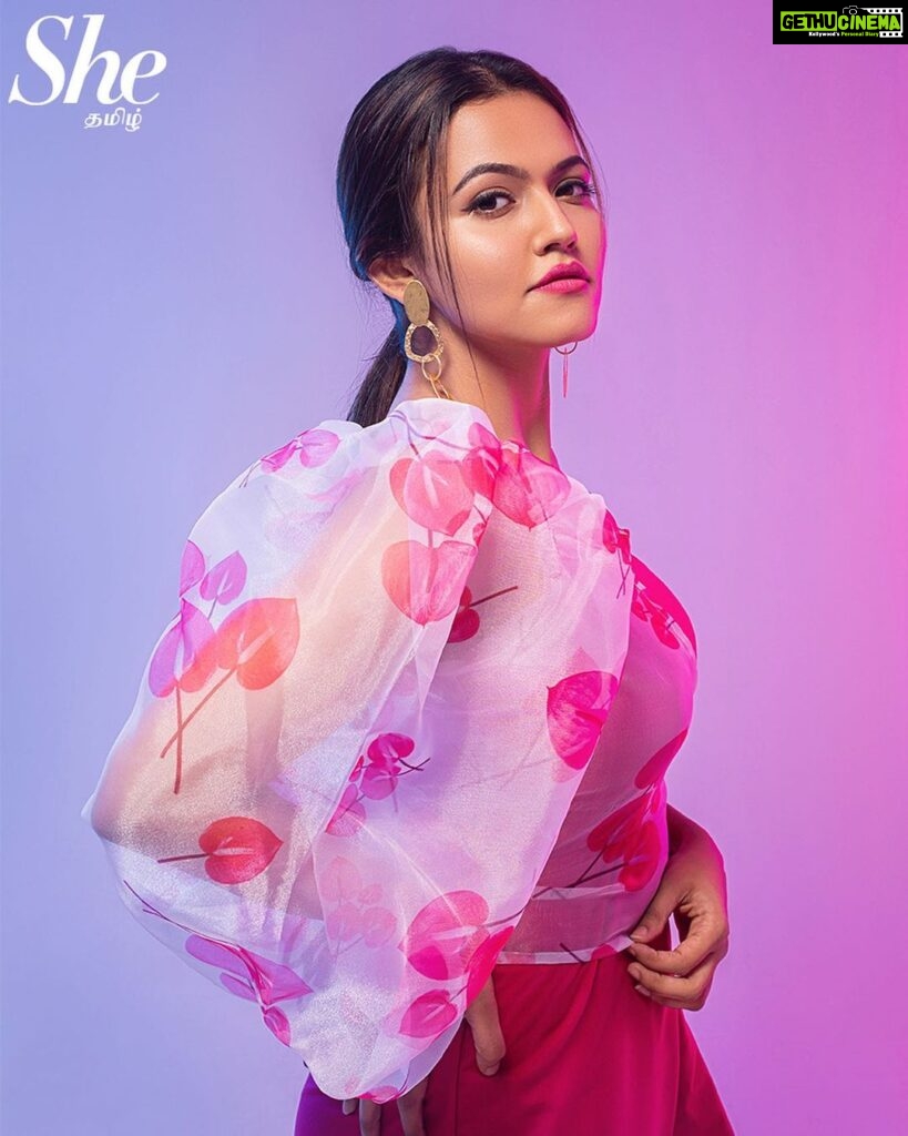 Actress Aparna Das HD Instagram Photos and Wallpapers April 2022 ...