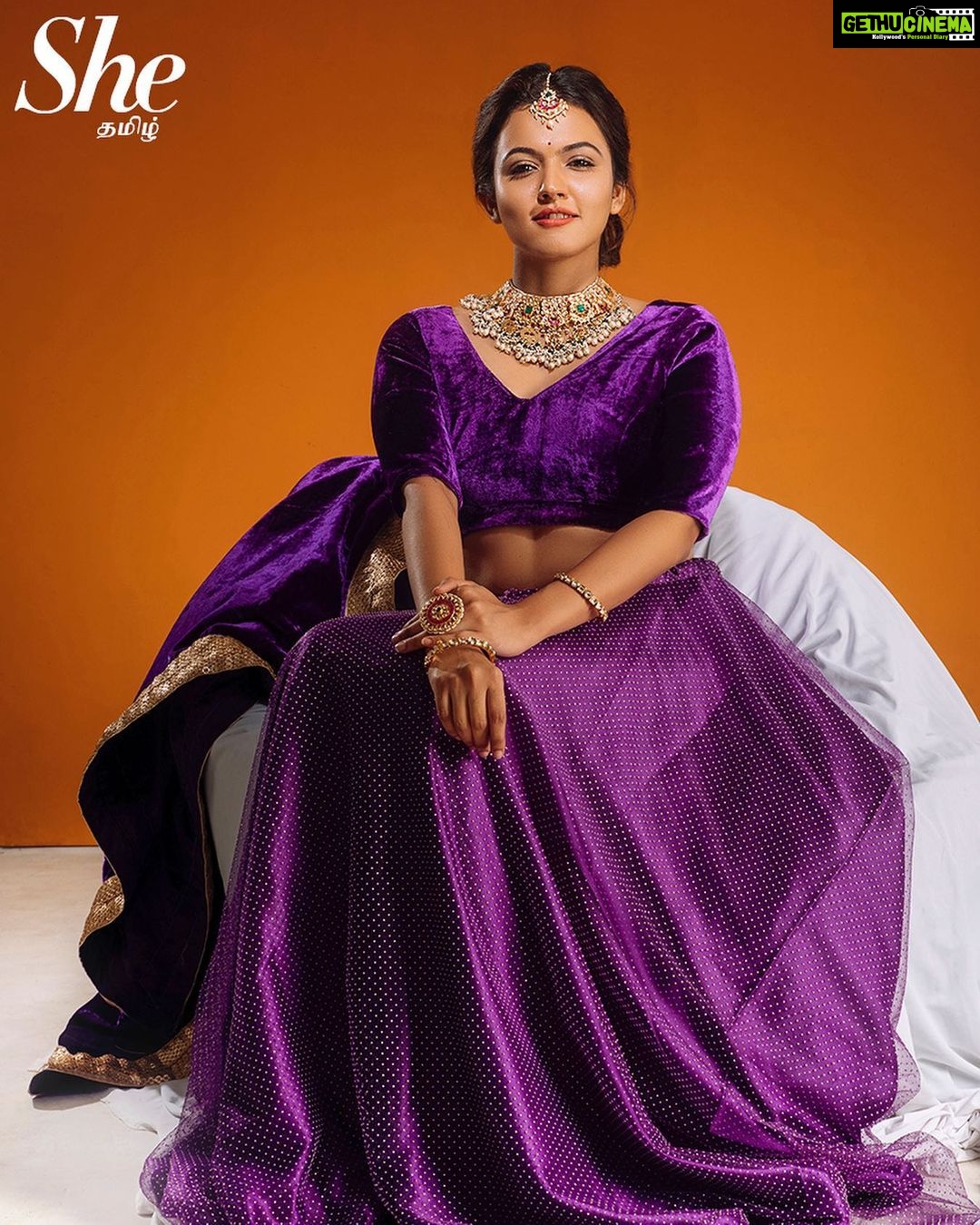 Actress Aparna Das HD Instagram Photos and Wallpapers May 2022 | Gethu ...